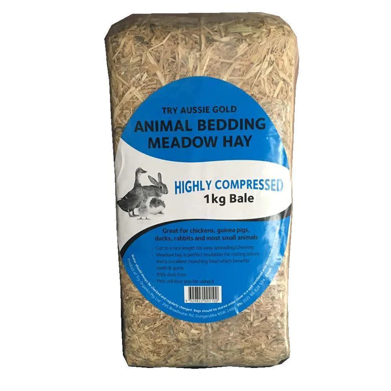 BCS Meadow Hay Brick 1kg — Pet Superstore